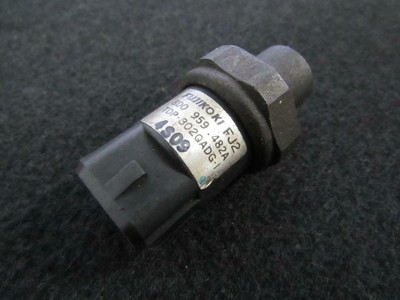 8D0959482A Pressure Switch, air conditioning AC Pressure Switch Co ...