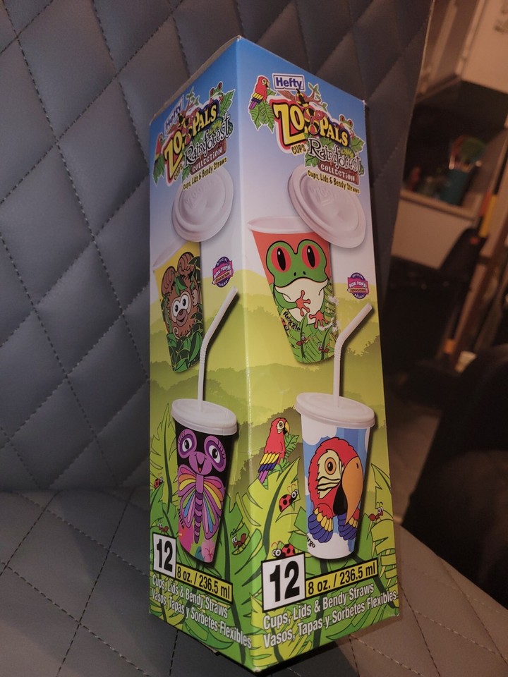 Hefty Zoo Pals Cups Rainforest Collection 12 - 8oz Cups, Lids & Bendy ...
