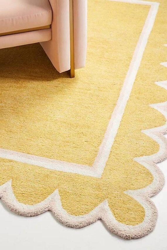 Yellow white color Scallop Hand tufted handmade wool rug for living ...