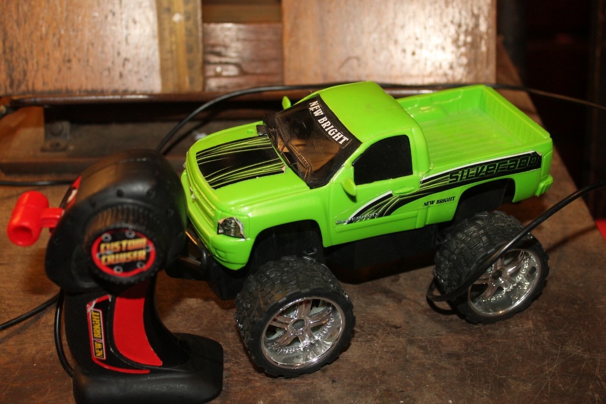 Remote Control Chevy Trucks 1:10 RC Heavy Metal Silverado Blue R