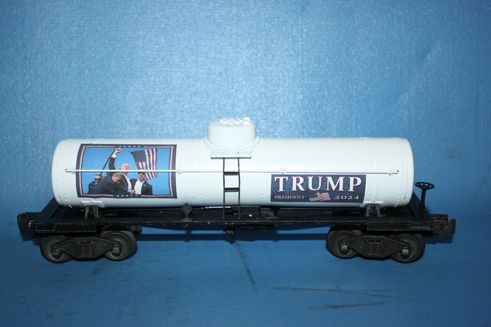 Lionel – Custom 2555 TRUMP Tanker NEW RESTORED CONDITION | eBay