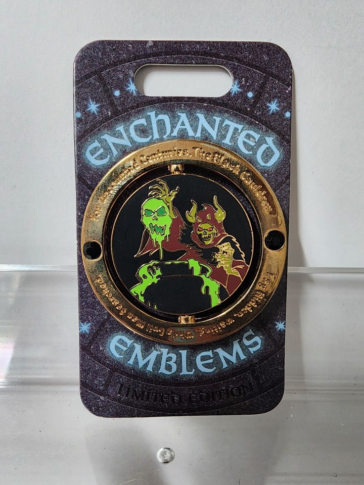 Disney Parks Enchanted Emblems Horned King Black Cauldron Spinner LE ...