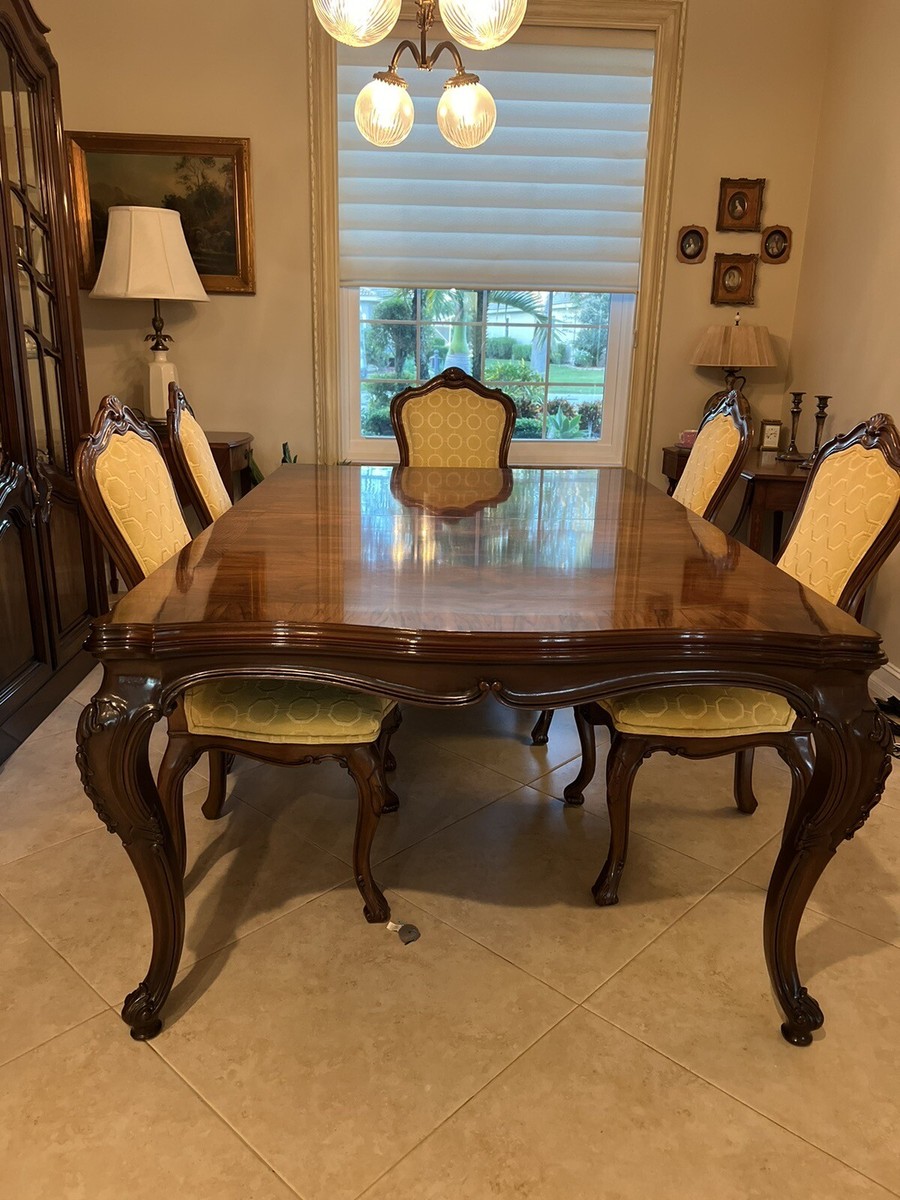 Venetian Dining Table Z Gallery