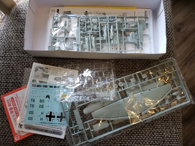 Academy 1/72 JU 87 G-1 Stuka Junkers Tank Buster Plastic Scale Model ...