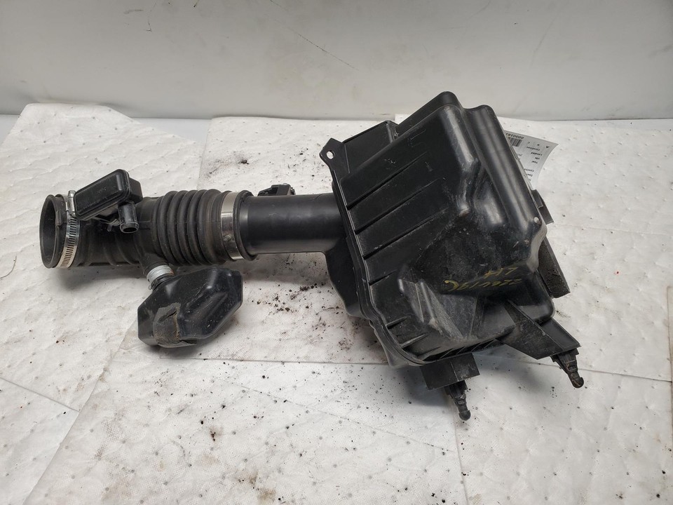 INFINITI INFINITI G37 Air Cleaner/Box (VQ37VHR), Cpe, from 1/10, L. 10 ...