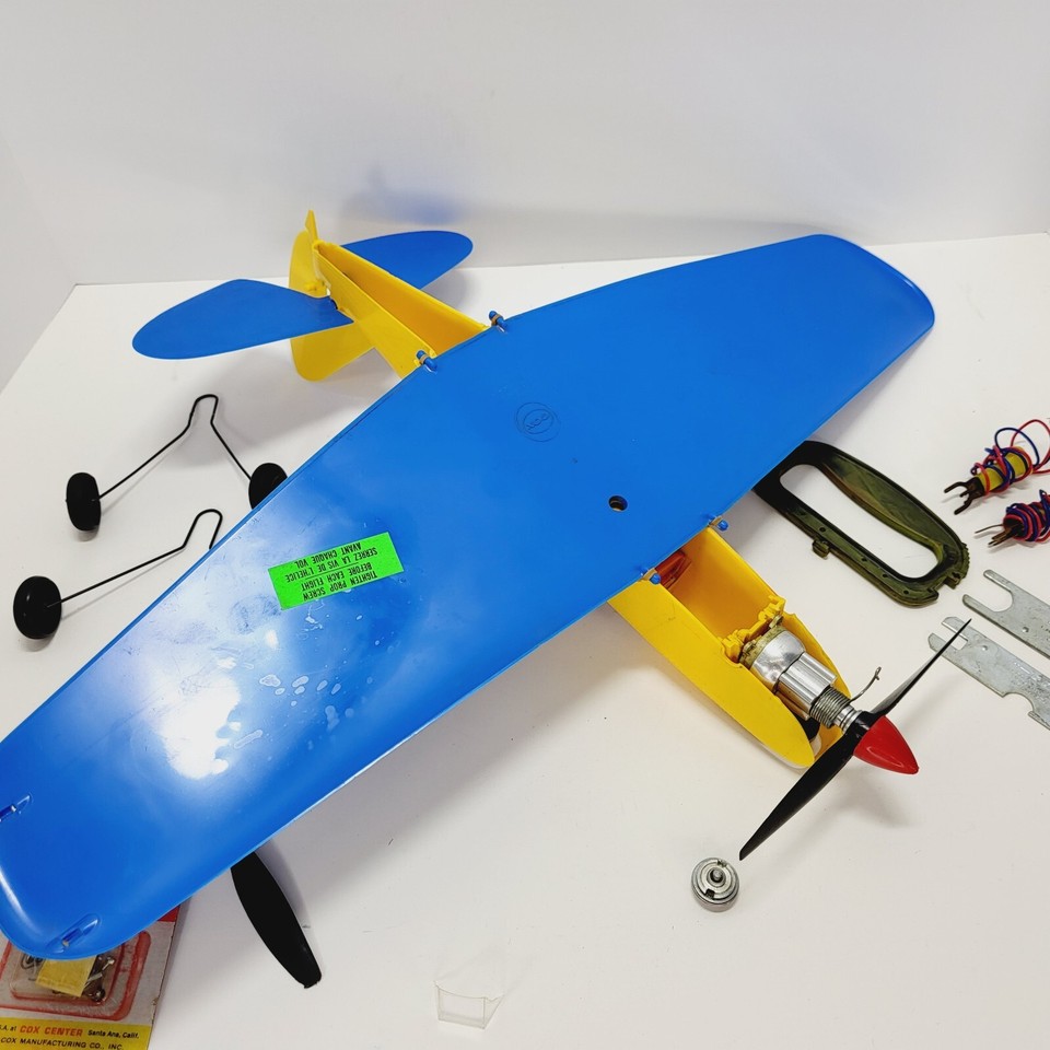 Vintage Cox Pt-19 Flight Trainer Control Line Model Airplane, 2 Motors ...
