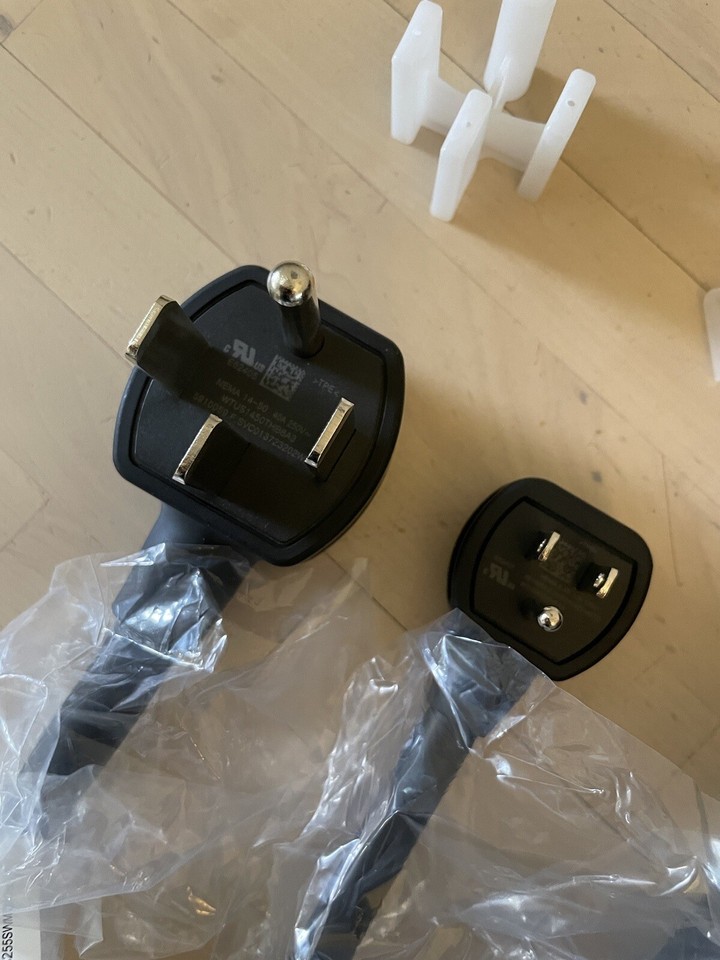 2024 Rolls Royce Spectre EV Charger Electric Mobile Charging Plug-In ...