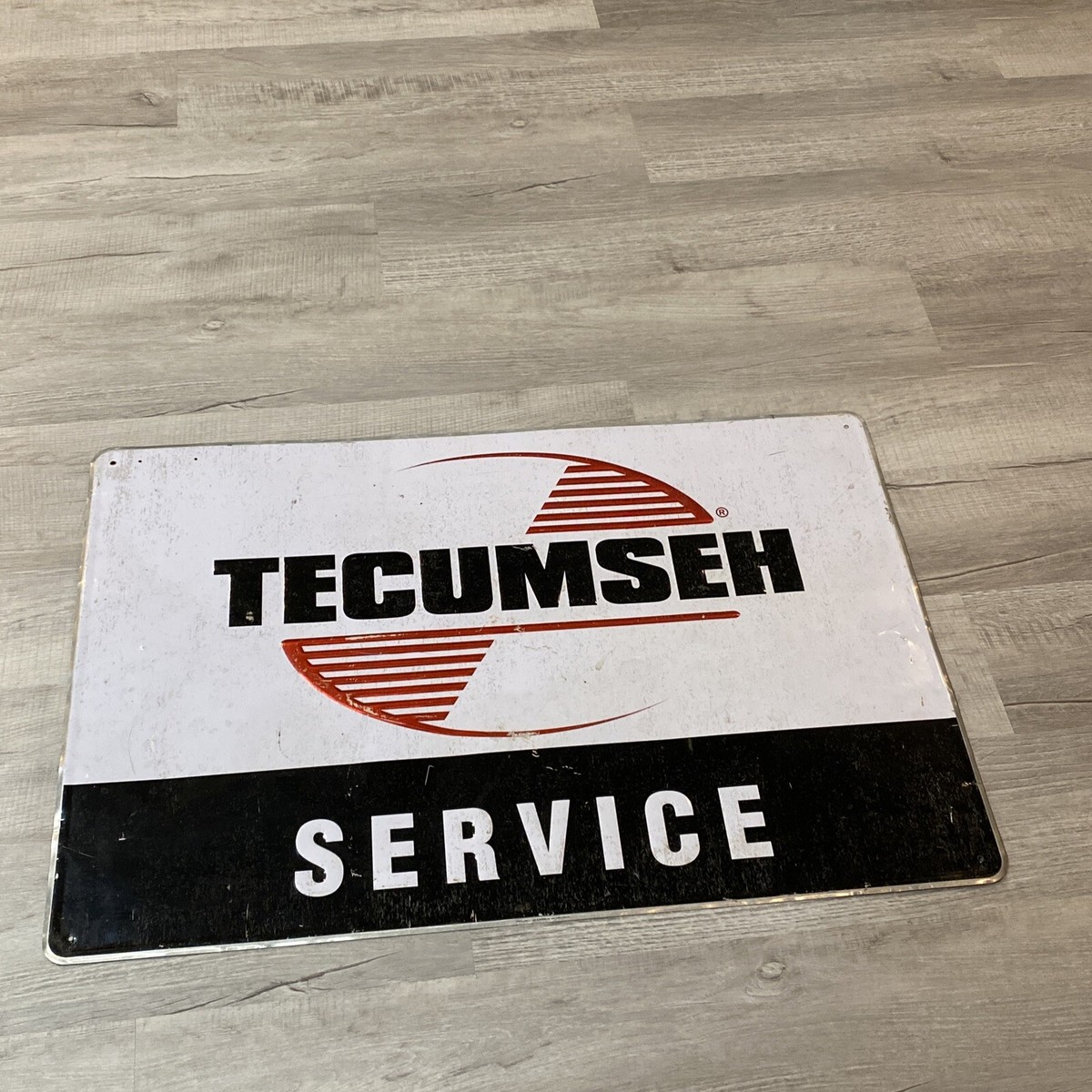 Tecumseh Engines Logo