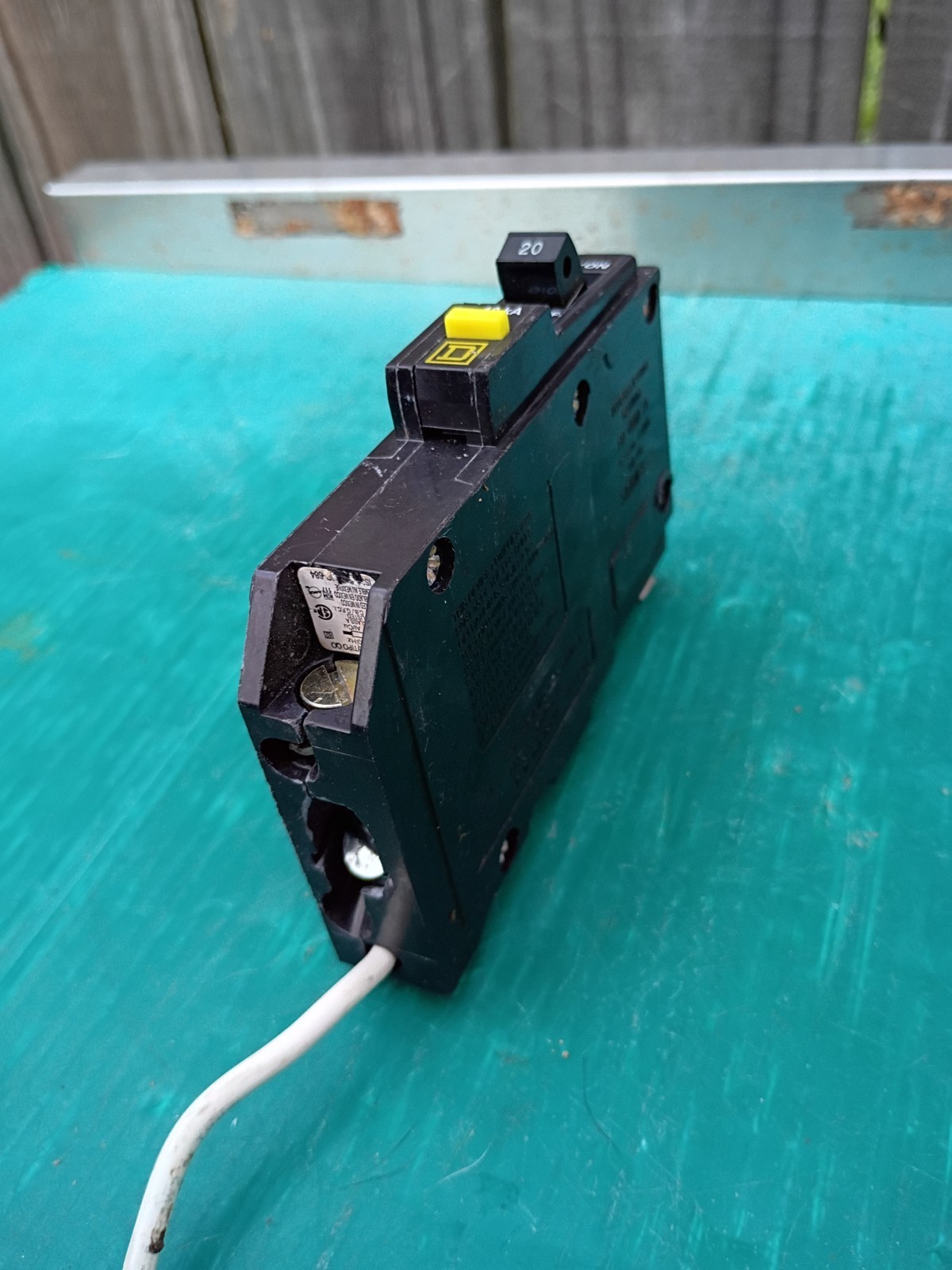 Square D QO120GFI 1 Pole 20 Amp 120VAC Plug On Ground Fault GFCI ...