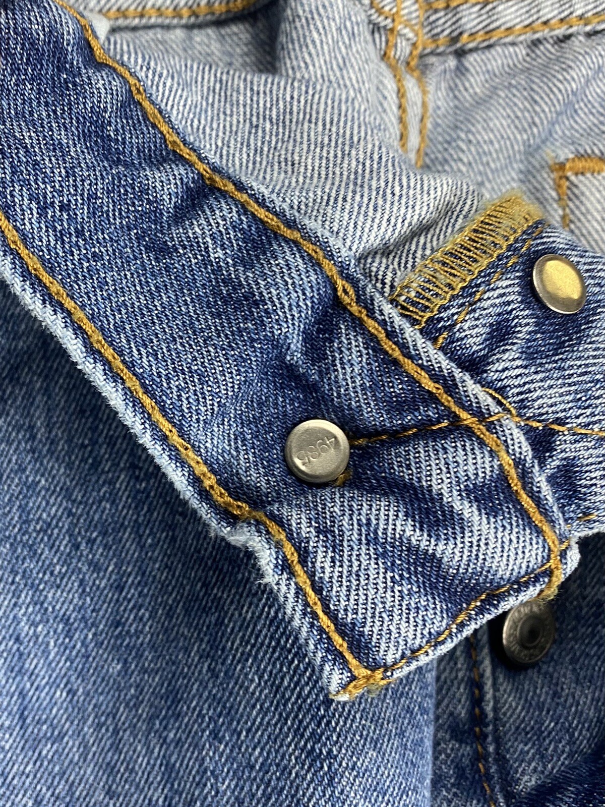 Levi’s 501 Original Button Fly Men’s Straight Jeans S… - Gem