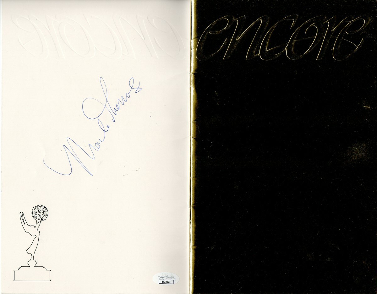 Marlo Thomas Signed Autographed Emmy Award Program That Girl JSA ...