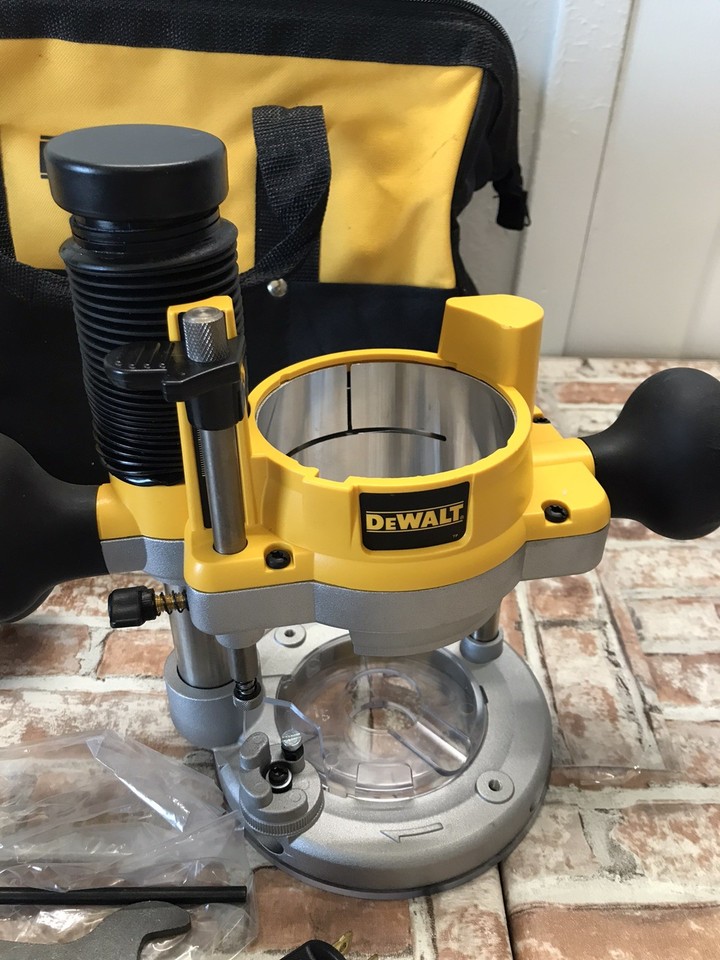 DEWALT Router Kit 2 1/4 HP Plunge Fixed Base Variable Speed DW618 ...