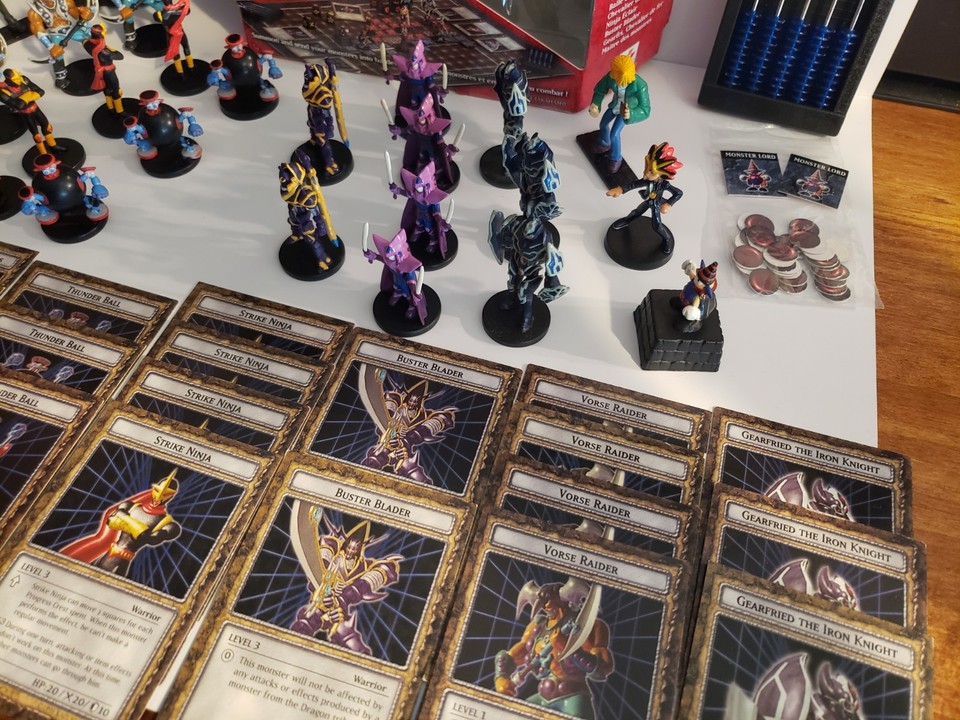 Yugioh Yu-Gi-Oh! Dungeon Dice Monsters DDM Starter Set Box 22x Cards ...