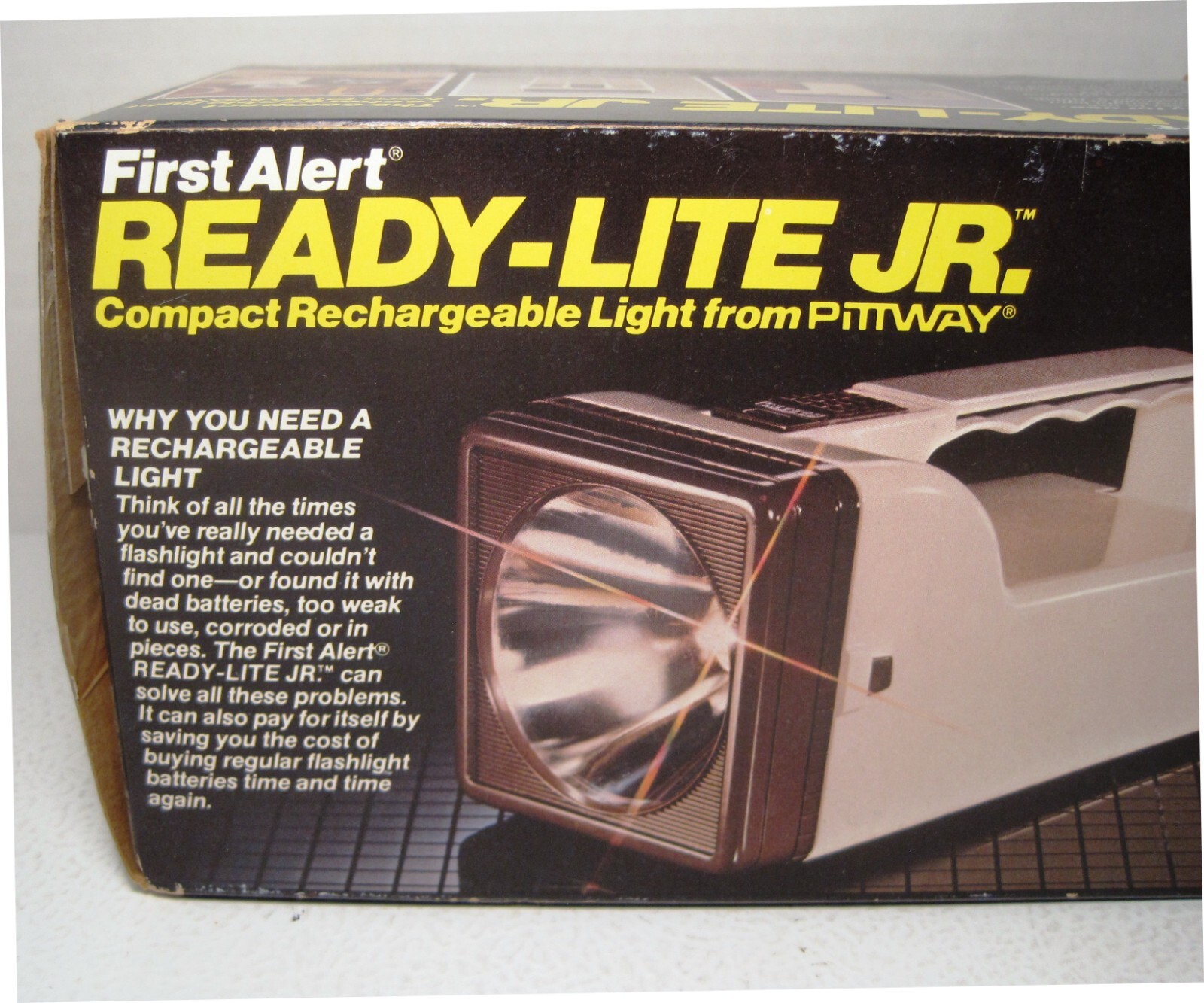 Vtg FIRST ALERT READY-LITE JR. Compact Rechargeable Light MODEL RL50 ...
