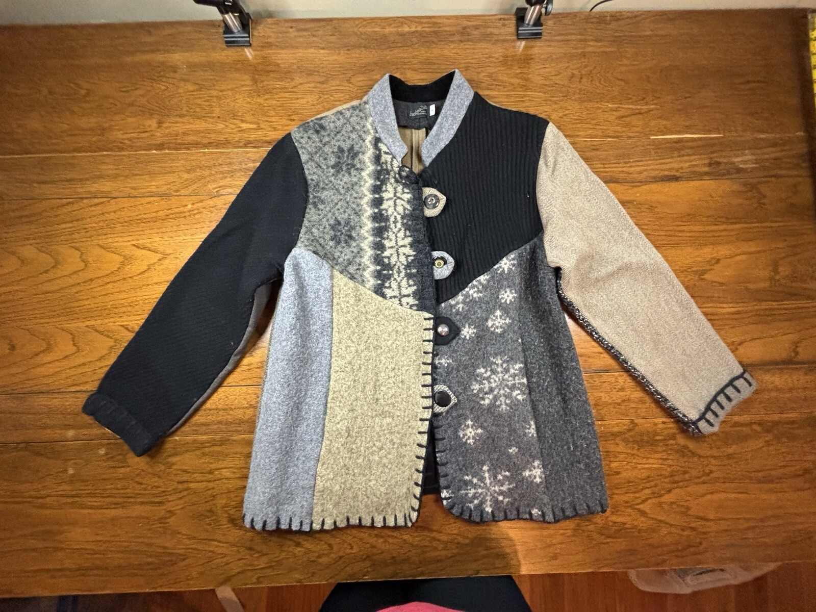 Baabaazuzu Upcycled Sustainable Wool Art to Wear Swea… - Gem