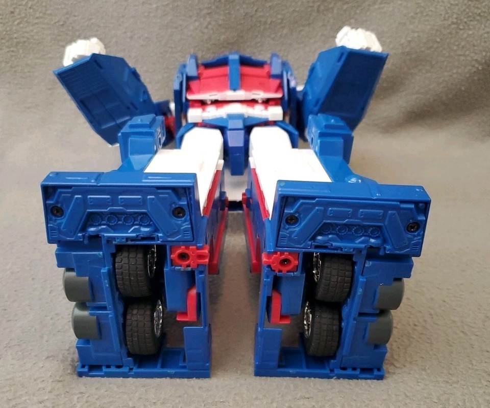 Toy House Factory THF-04 Hyper Magnum Transformers Masterpiece Ultra ...