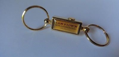 Vintage Gold Tone Sam's Town Casino and Gambling Hall Valet Style Key ...