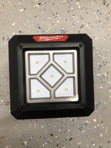 Milwaukee 2364-20 M12 Rover Compact Flood Light | eBay