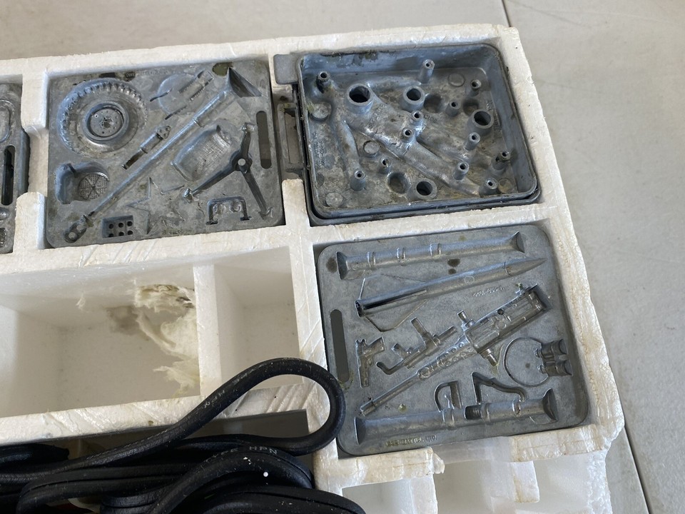 Mattel Thingmaker Vintage Fighting Men Maker 4E72 | eBay