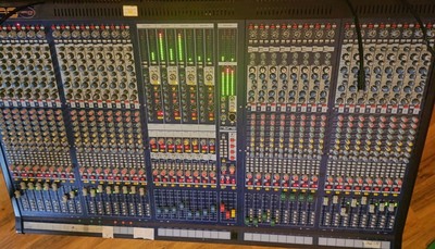 Midas Verona 320 32-Channel Analog Mixing Console - Pro Live Sound ...