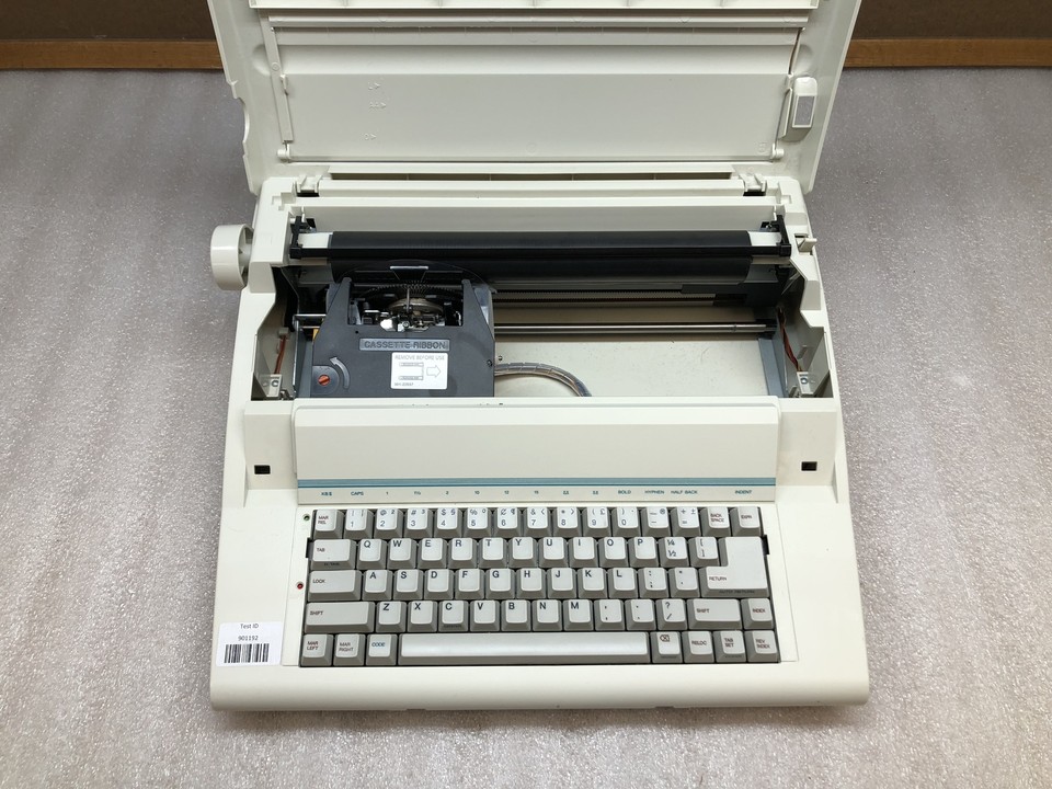 Royal Scriptor AX-150 E52783 Handle-Carry Portable Electronic ...