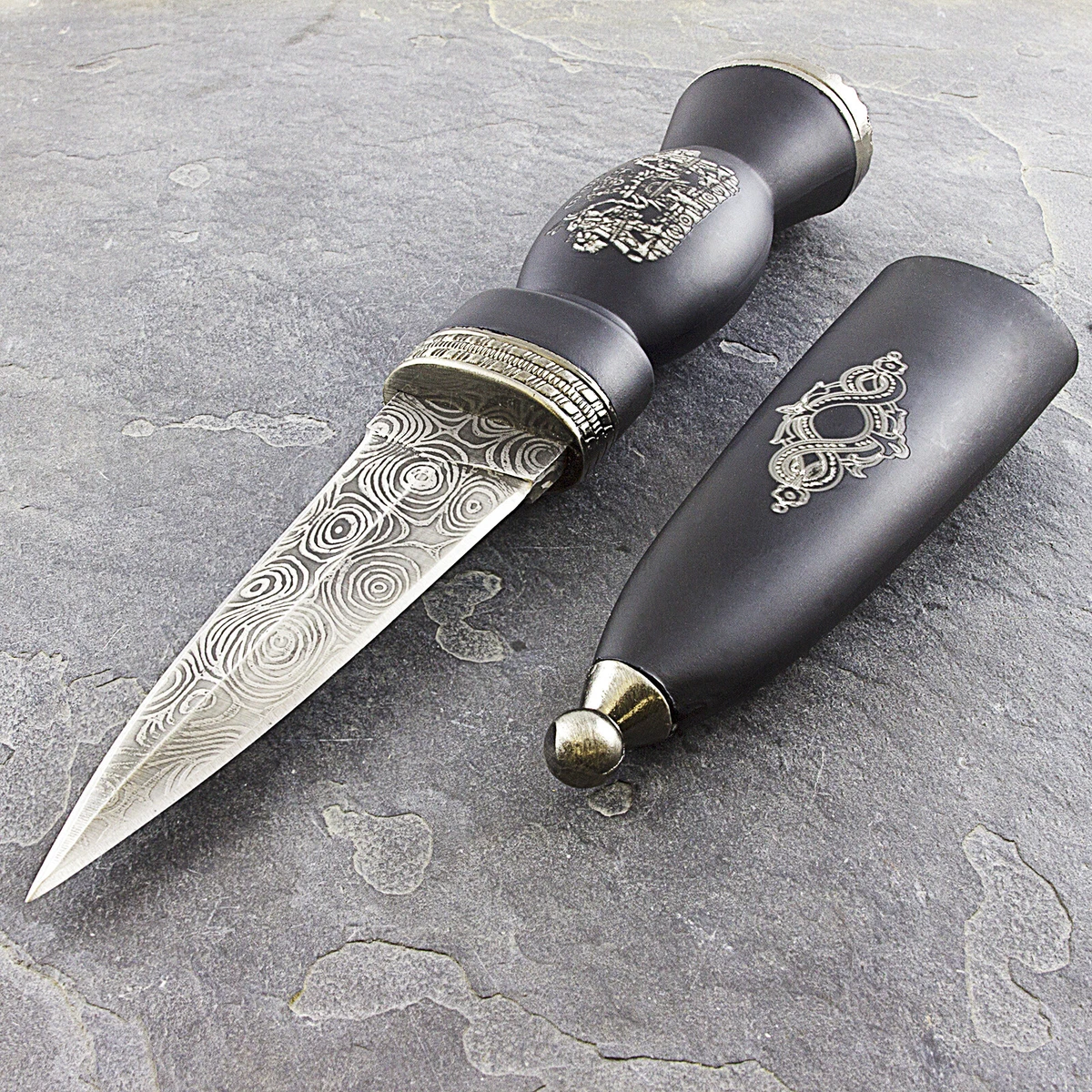 Celtic Knives