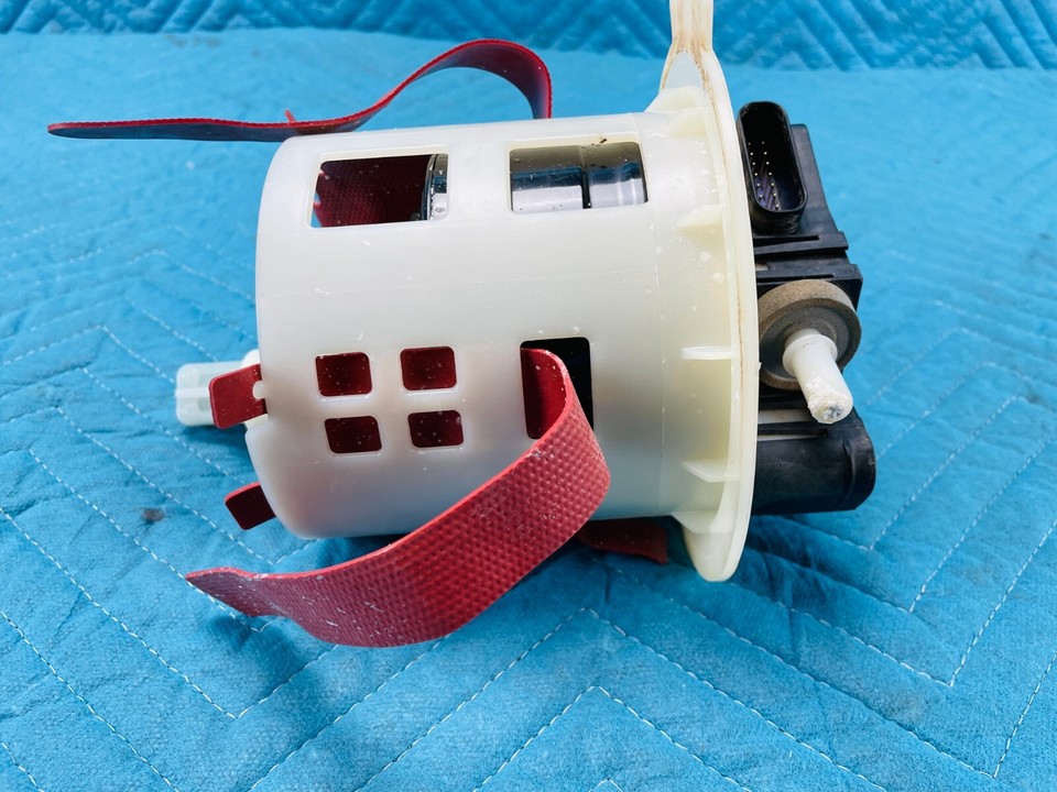 Ram R2500 R3500 6.7L Cummins Diesel DEF Pump w/ Heater 72K 2016-2018 ...