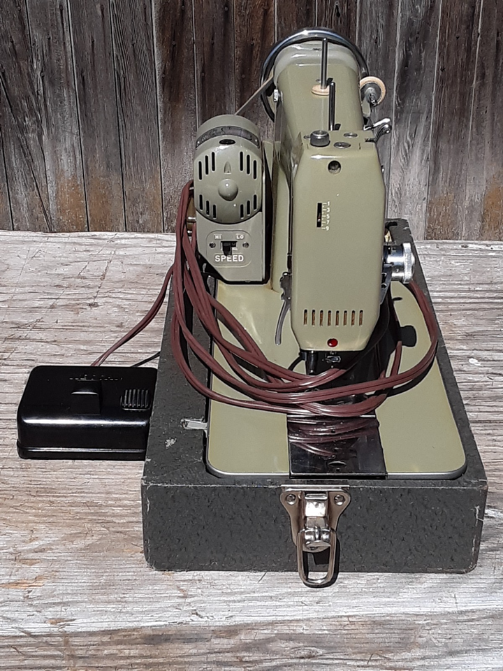 Vintage NECCHI BF Mira Portable Sewing Machine with Manual ...