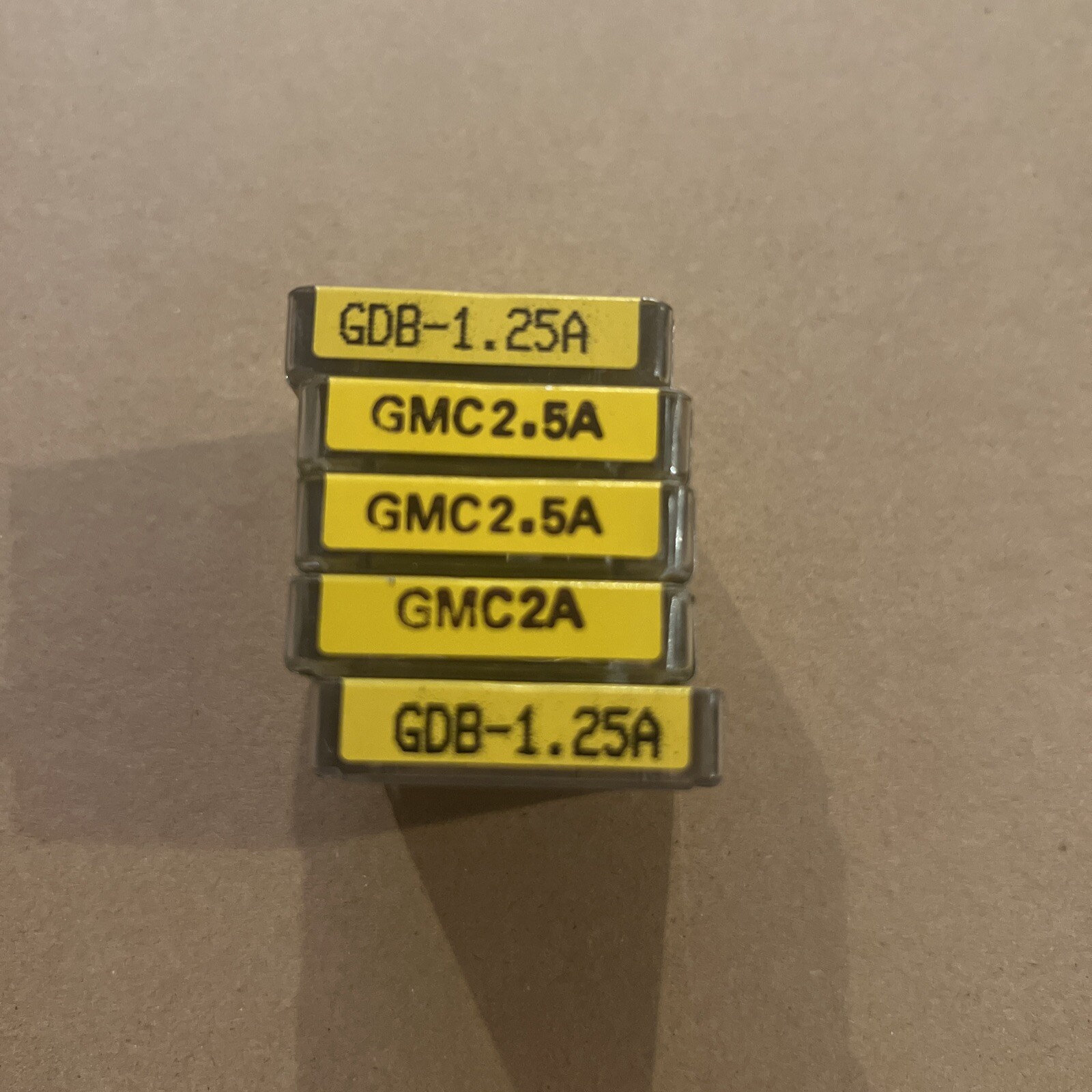 Lot of 19 New Bussmann GMC-2A Fuses 2A 125VAC Gmc2.5a GDB-1.25a | eBay