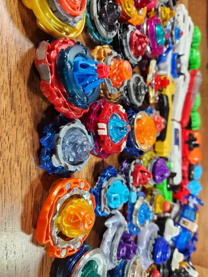 Beyblade Huge Collection Lot Spinners, Launchers, Rip Cords | eBay