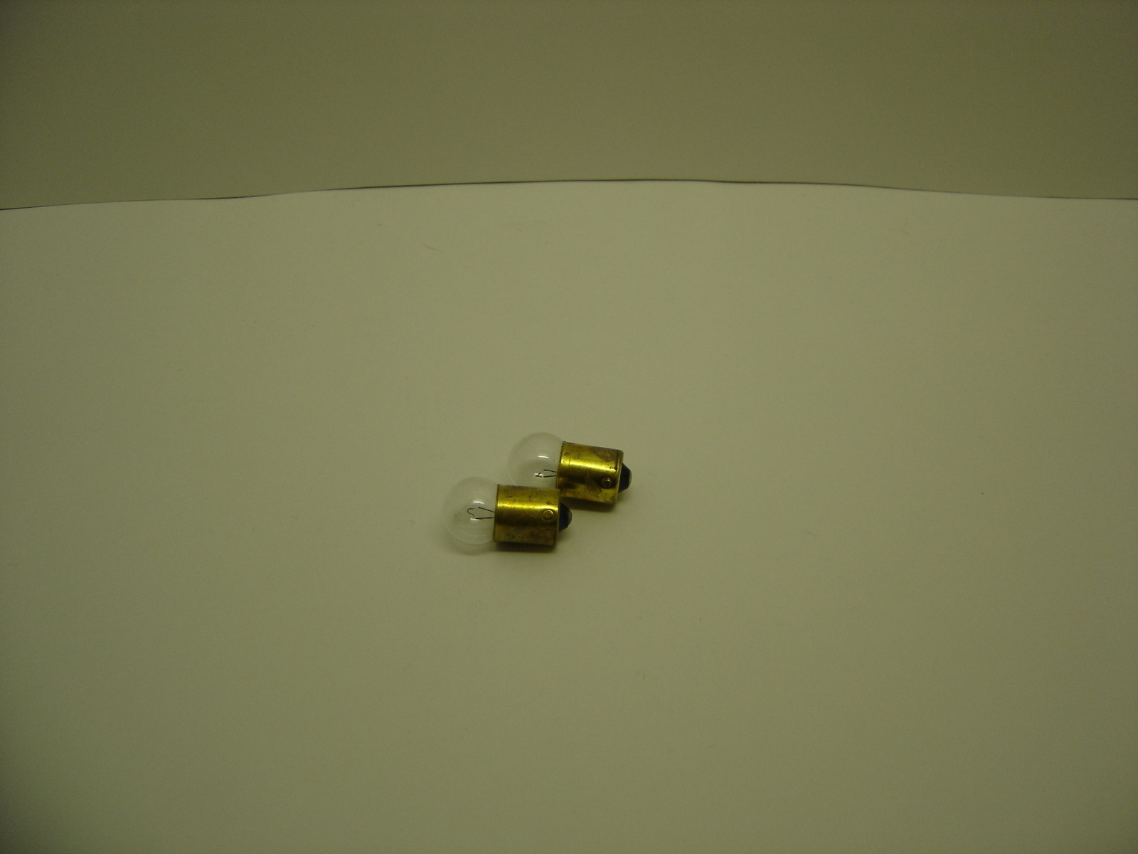 SUNRAY LIGHTING #89 MINIATURE LAMP BULB,8W,G6,13V,BA15S( LOT OF 2 ) NEW ...