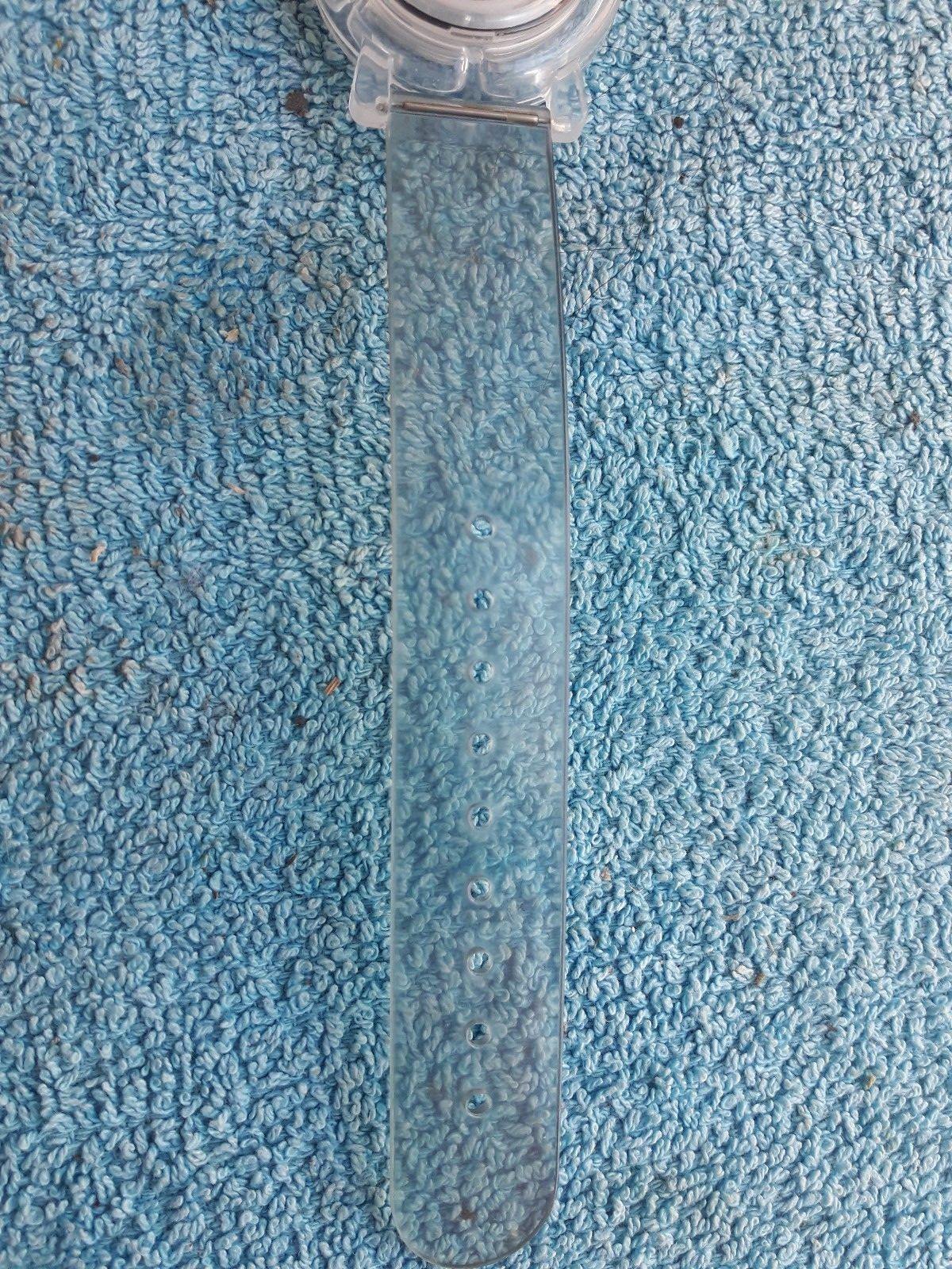 Vintage montre Femme Dame Yves Rocher Eau quartz fonctionne Watch ...