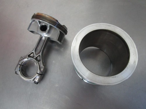 DUCATI Panigale 2016 959 Engine Rear Piston Con Rod Bore Cylinder OEM ...