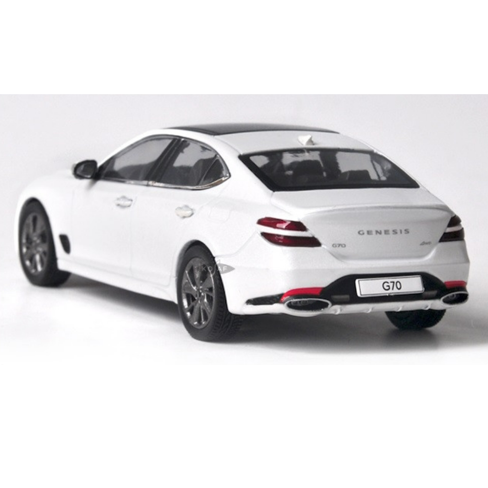 Hyundai Motor Car [Genesis G70] Diecast 1:43 Scale Miniature Display ...