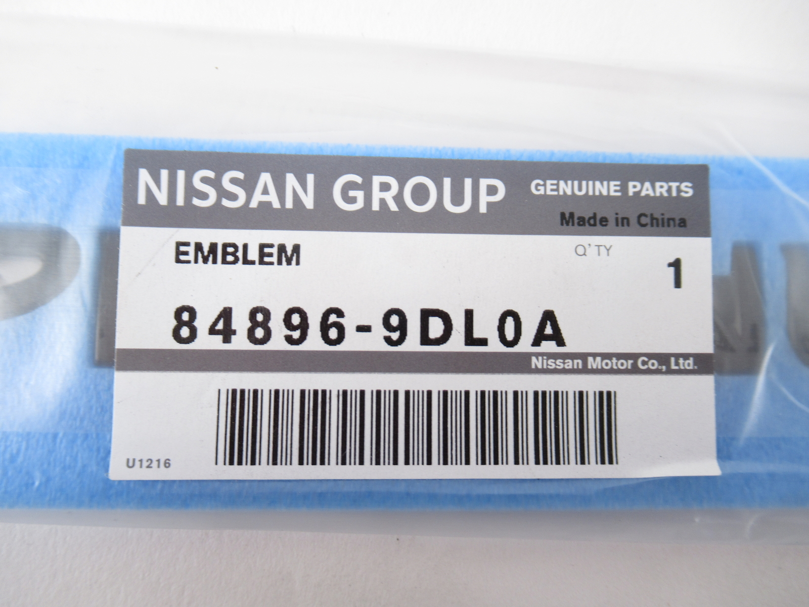 Genuine OEM Nissan 84896-9DL0A "PLATINUM" Rear Emblem Badge Black 2021 ...