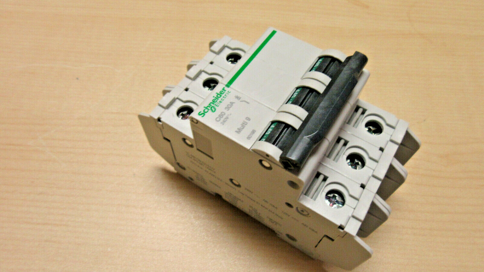 Schneider Electric 60198 Multi 9- C60 UL489-MCB-3P-30 A - D Curve - 240 ...