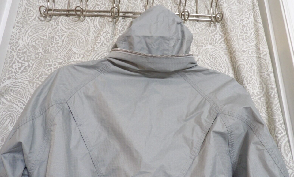 AVALANCHE WEATHER SHIELD WATERPROOF SHELL JACKET Silver WOMENS MEDIUM ...