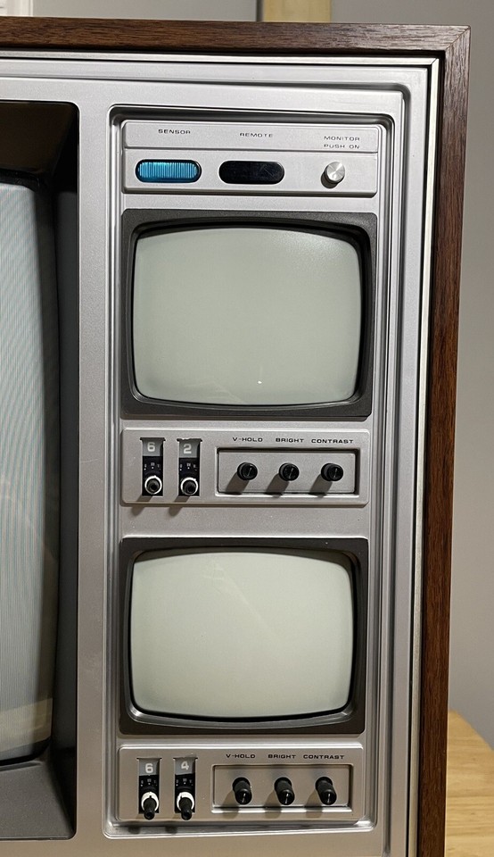 Super Rare Vintage Sampo 9519 Tri-Screen 19” Color TV 1981 - LOCAL PICK ...