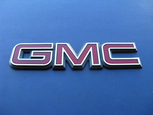 GMC YUKON ENVOY SONOMA REAR LID EMBLEM LOGO BADGE SIGN SYMBOL USED ...