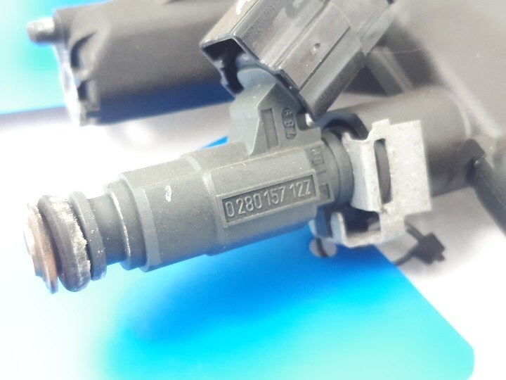 INJECTEUR Peugeot 208 I (CA/CC/CK/CL) 2013 9676017480 / 0280157127 ...