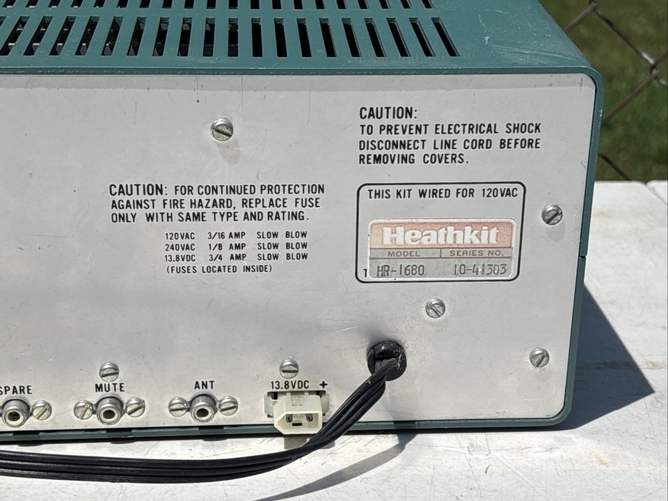 Heathkit HR-1680 Ham Shortwave Receiver Powers On Untested Sold As Is ...