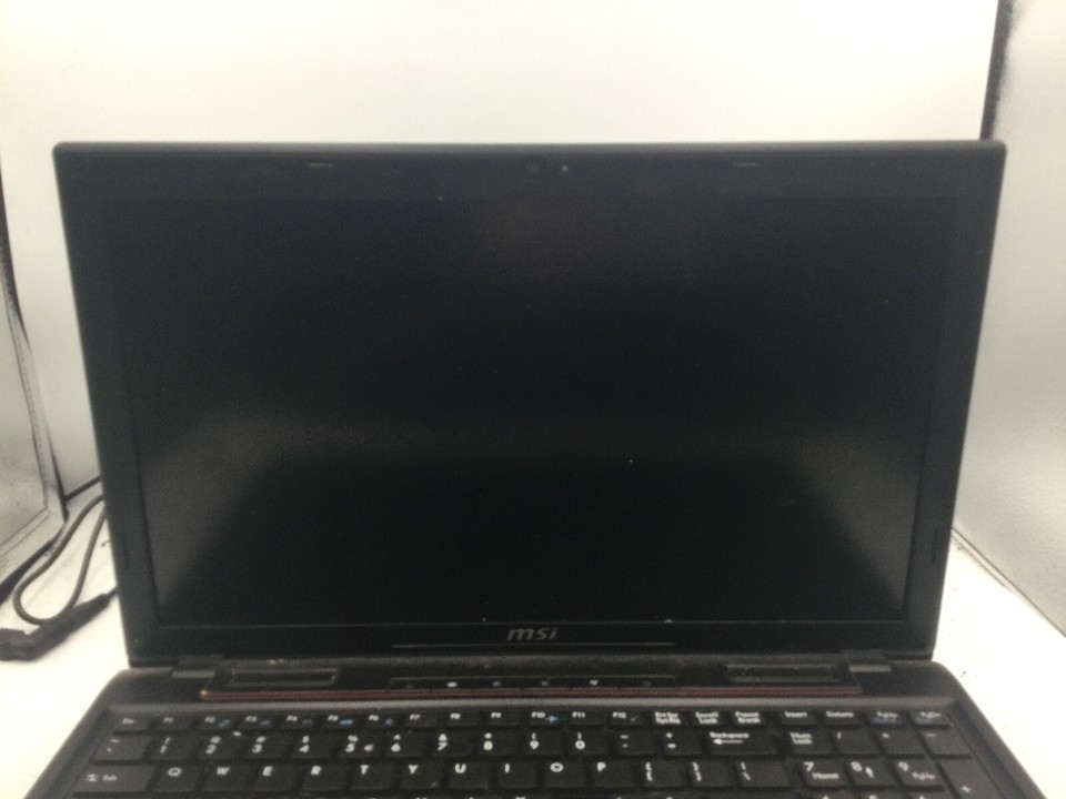 MSI MS-16GH - FOR PARTS - INTEL CORE I7 - 4GB RAM - 15" - READ ...