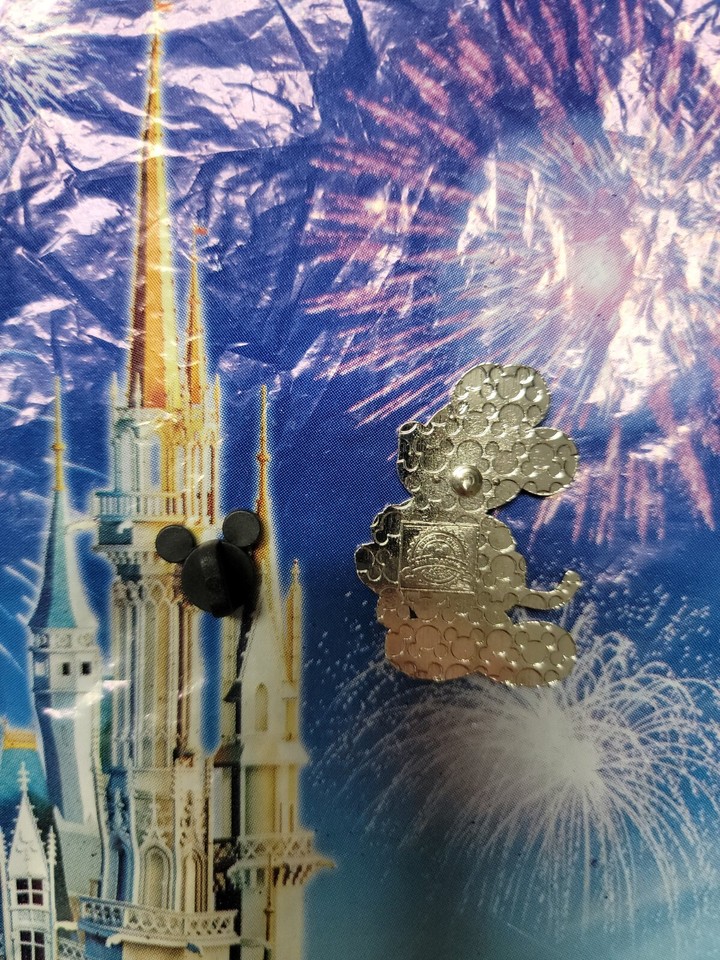 Disney Pin Mickey Doctor Stethoscope Head Mirror Cast Member Exclusive ...