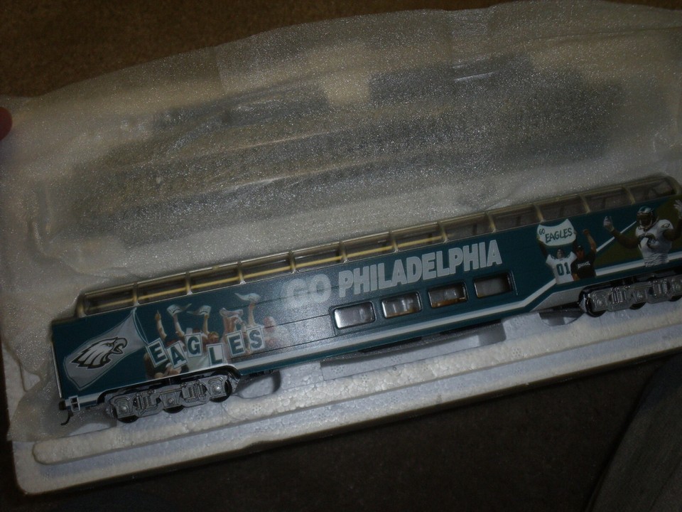 PHILADELPHIA EAGLES TRAIN HO CHRISTMAS EXPRESS BOXCAR TRANSFORMER SET ...