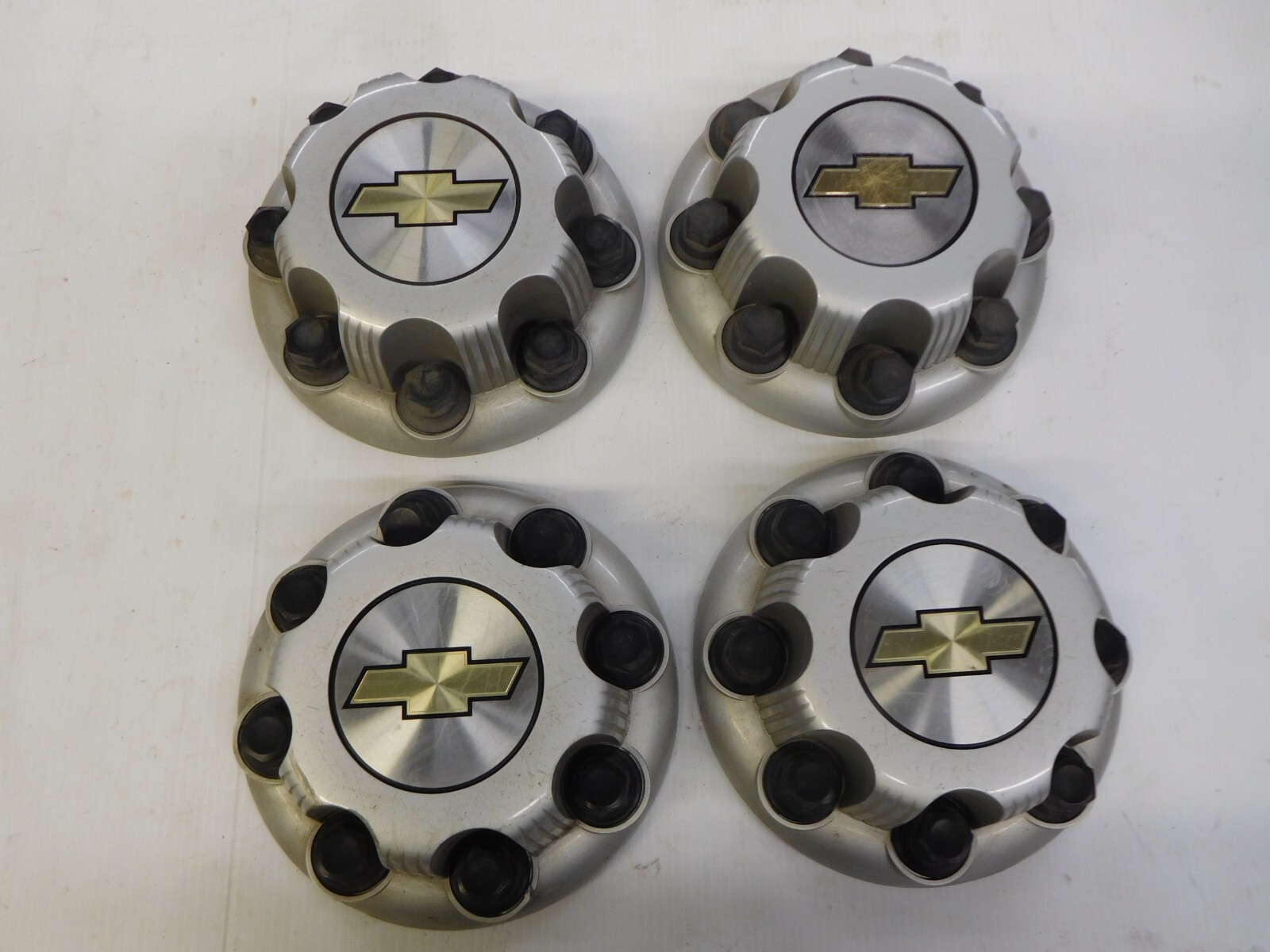 OEM Chevy Truck 3/4 Ton Silverado Tahoe Suburban Wheel Center Cap SET ...