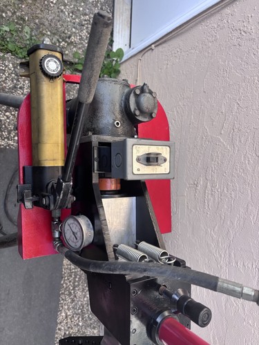 Gruvlok 1040-C Hydraulic Pipe Roll Groover 2”-6” 120V Ridgid Victaulic ...