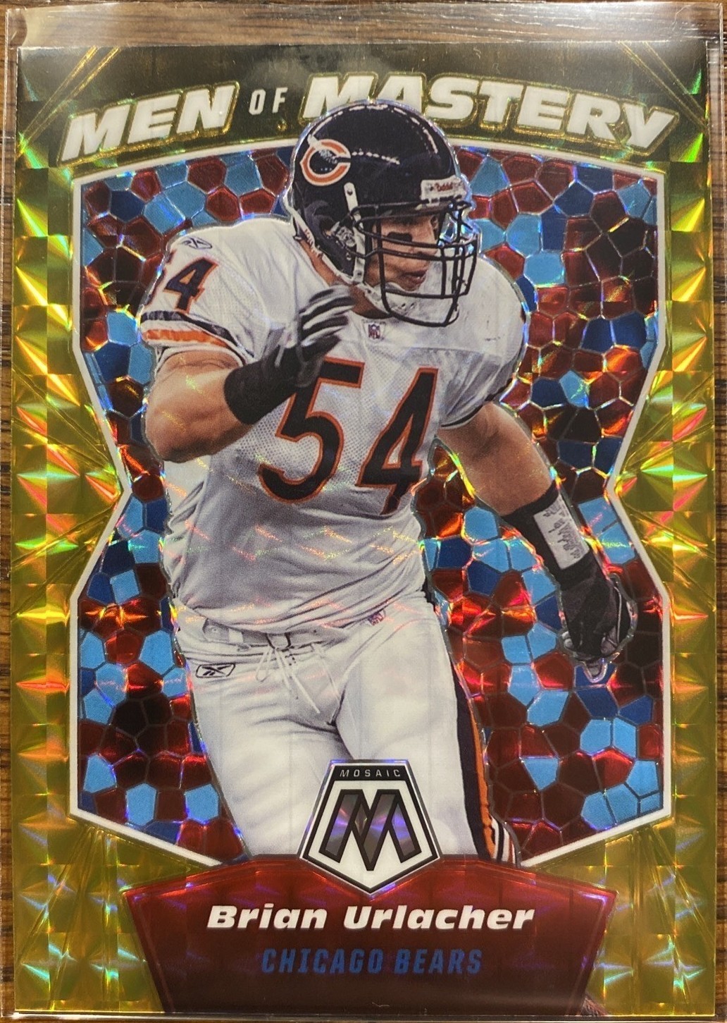 2020 Panini Mosaic - Men of Mastery Brian Urlacher #MM11 Gold Mosaic ...