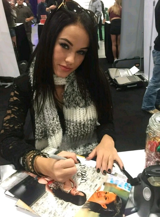 Megan Rain Signed 8X10 Photo JSA COA Sexy AVN Star Model Autograph ...