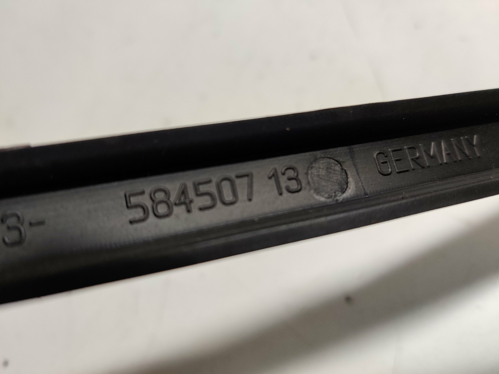 BMW 7 F01, F02, F03, F04 Rear Lower Center Console Panel Gneuine ...