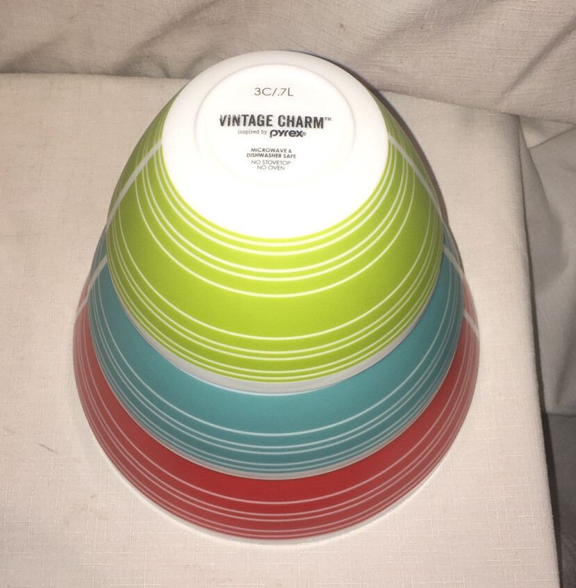 Vintage Charm Inspired By Pyrex MEMORY LANE 3 Pc Mixing Bowl Set ...